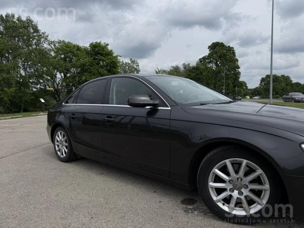 Melns Audi A4 2012 Rīga, ar dzinēja tilpumu 2.00 L un nobraukumu 250 tūkst. km par 7300 €, foto 3 vietnē AUTOMOTO.COM.LV