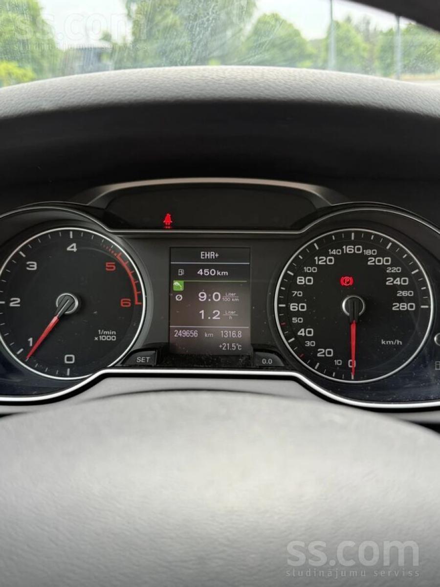 Black Audi A4 2012 in Riga, with an engine capacity of 2.00 L and mileage of 250 thousand km for 7300 €, photo 8 on AUTOMOTO.COM.LV