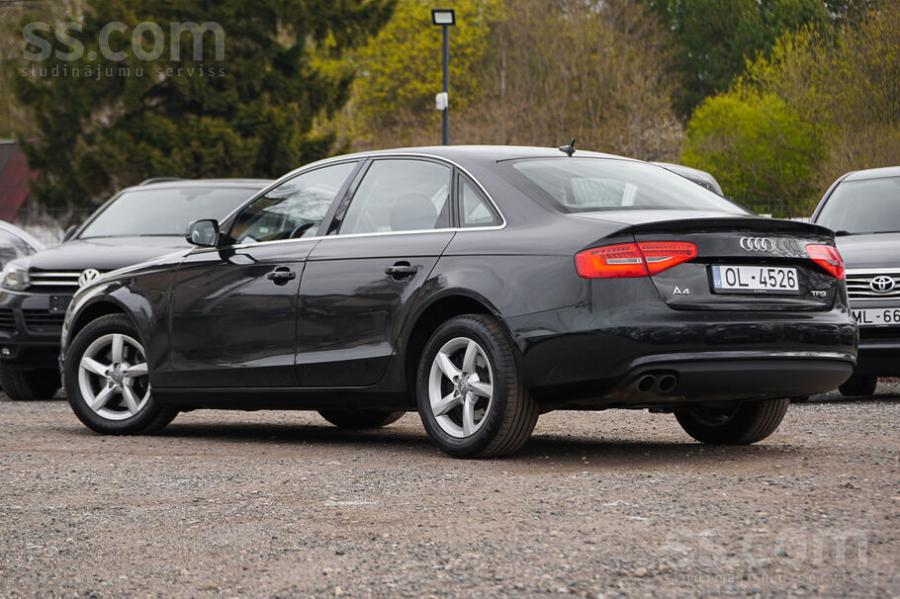Melns Audi A4 2012 Rīga, ar dzinēja tilpumu 1.80 L un nobraukumu 278 tūkst. km par 9990 €, foto 4 vietnē AUTOMOTO.COM.LV