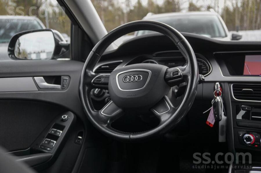 Melns Audi A4 2012 Rīga, ar dzinēja tilpumu 1.80 L un nobraukumu 278 tūkst. km par 9990 €, foto 13 vietnē AUTOMOTO.COM.LV