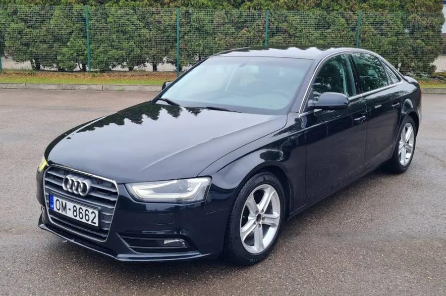 Melns Audi A4 2012 Jelgava, ar dzinēja tilpumu 2.00 L un nobraukumu 204 tūkst. km par 8190 €, foto 5 vietnē AUTOMOTO.COM.LV