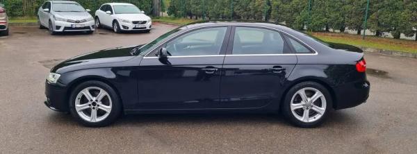 Black Audi A4 2012 in Jelgava, with an engine capacity of 2.00 L and mileage of 204 thousand km for 8190 €, photo 5 on AUTOMOTO.COM.LV