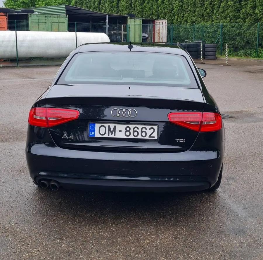 Melns Audi A4 2012 Jelgava, ar dzinēja tilpumu 2.00 L un nobraukumu 204 tūkst. km par 8190 €, foto 9 vietnē AUTOMOTO.COM.LV