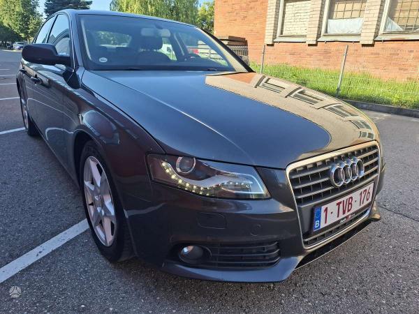 Black Audi A4 2012 in Kaunas, with an engine capacity of 1.97 L and mileage of 220 thousand km for 6400 €, photo 2 on AUTOMOTO.COM.LV