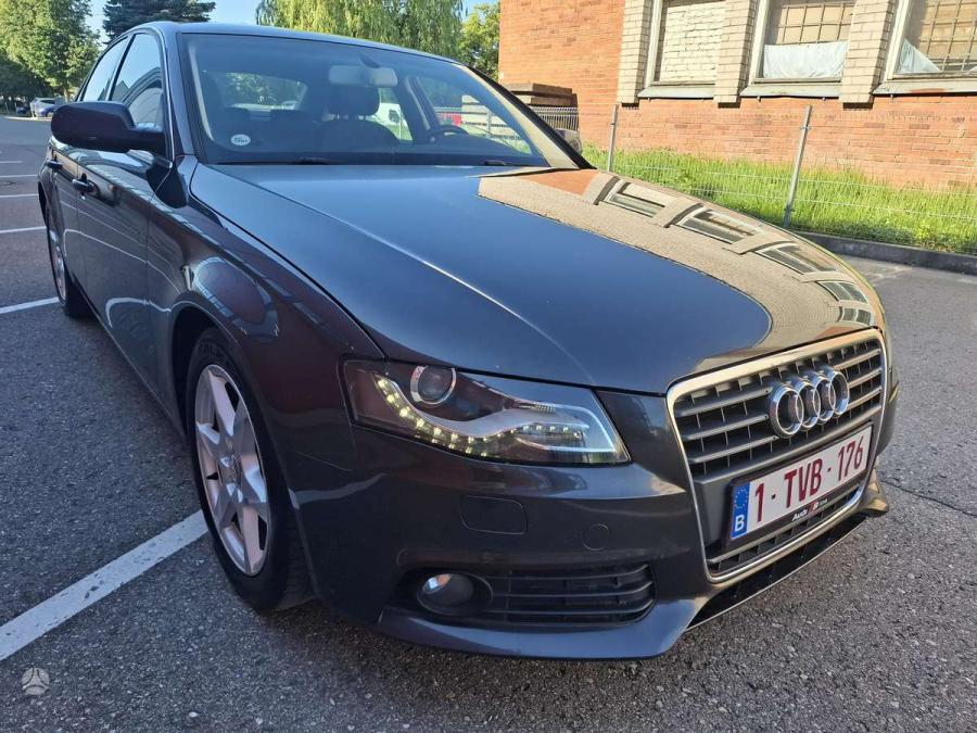 Melns Audi A4 2012 Kauņa, ar dzinēja tilpumu 1.97 L un nobraukumu 220 tūkst. km par 6400 €, foto 3 vietnē AUTOMOTO.COM.LV