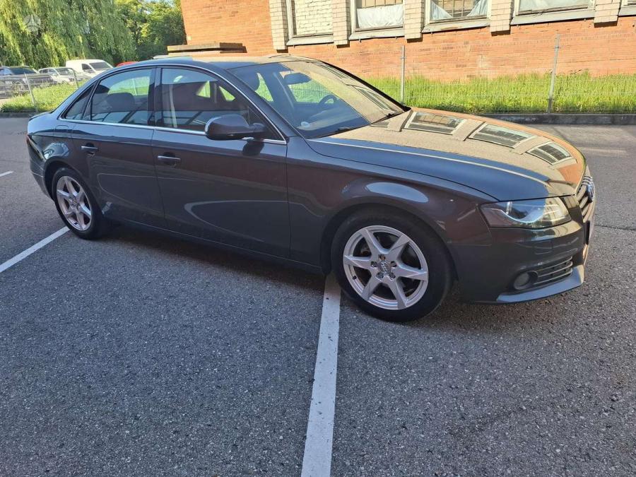 Melns Audi A4 2012 Kauņa, ar dzinēja tilpumu 1.97 L un nobraukumu 220 tūkst. km par 6400 €, foto 5 vietnē AUTOMOTO.COM.LV