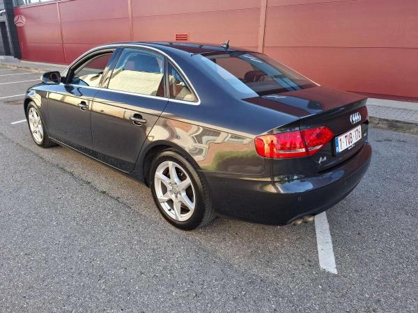 Black Audi A4 2012 in Kaunas, with an engine capacity of 1.97 L and mileage of 220 thousand km for 6400 €, photo 9 on AUTOMOTO.COM.LV