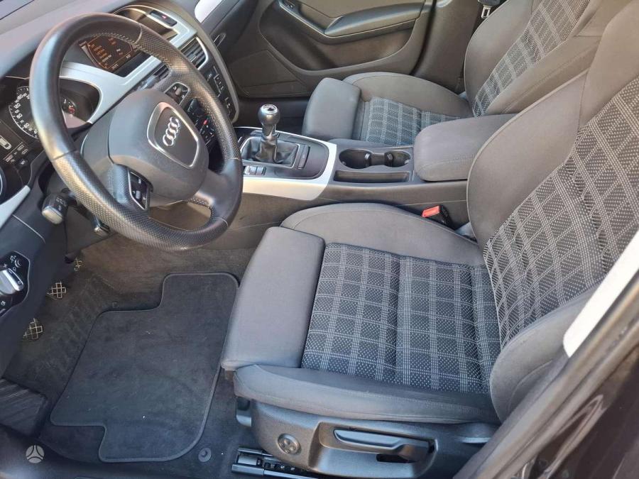 Melns Audi A4 2012 Kauņa, ar dzinēja tilpumu 1.97 L un nobraukumu 220 tūkst. km par 6400 €, foto 14 vietnē AUTOMOTO.COM.LV
