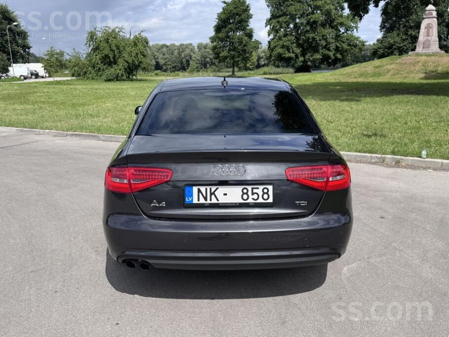 Black Audi A4 2012 in Riga, with an engine capacity of 2.00 L and mileage of 0 thousand km for 7850 €, photo 6 on AUTOMOTO.COM.LV