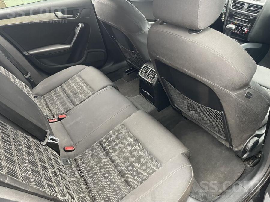 Melns Audi A4 2012 Jūrmala, ar dzinēja tilpumu 2.00 L un nobraukumu 350 tūkst. km par 8500 €, foto 14 vietnē AUTOMOTO.COM.LV