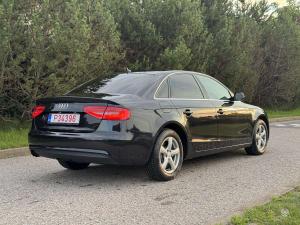 Melns Audi A4 2012 Viļņa, ar dzinēja tilpumu 1.80 L un nobraukumu 206 tūkst. km par 9300 €, foto 7 vietnē AUTOMOTO.COM.LV