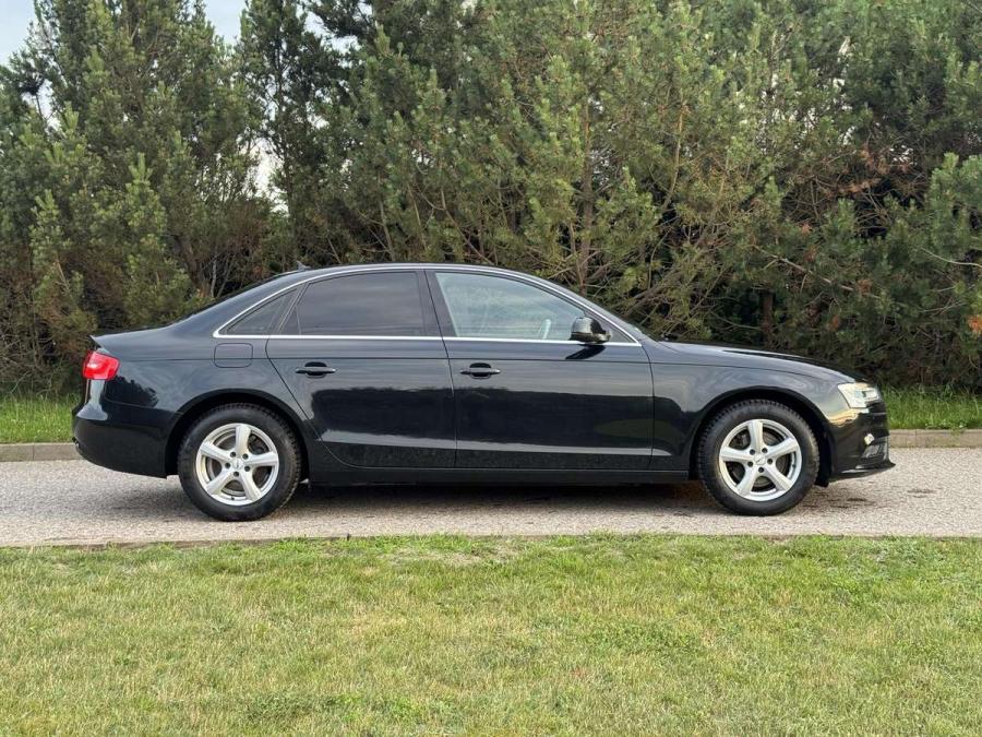 Melns Audi A4 2012 Viļņa, ar dzinēja tilpumu 1.80 L un nobraukumu 206 tūkst. km par 9300 €, foto 8 vietnē AUTOMOTO.COM.LV