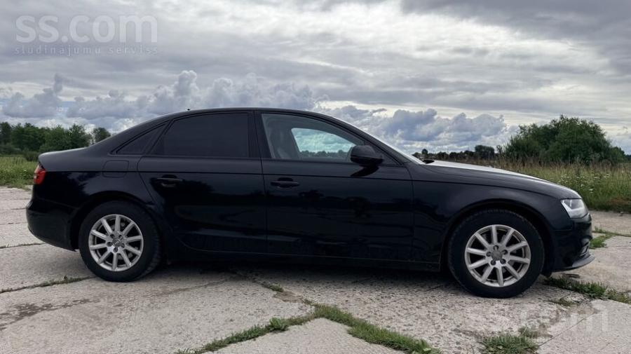 Black Audi A4 2012 in Ventspils, with an engine capacity of 2.00 L and mileage of 184 thousand km for 7500 €, photo 1 on AUTOMOTO.COM.LV