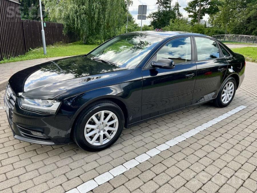 Melns Audi A4 2012 Rīga, ar dzinēja tilpumu 2.00 L un nobraukumu 327 tūkst. km par 6800 €, foto 4 vietnē AUTOMOTO.COM.LV