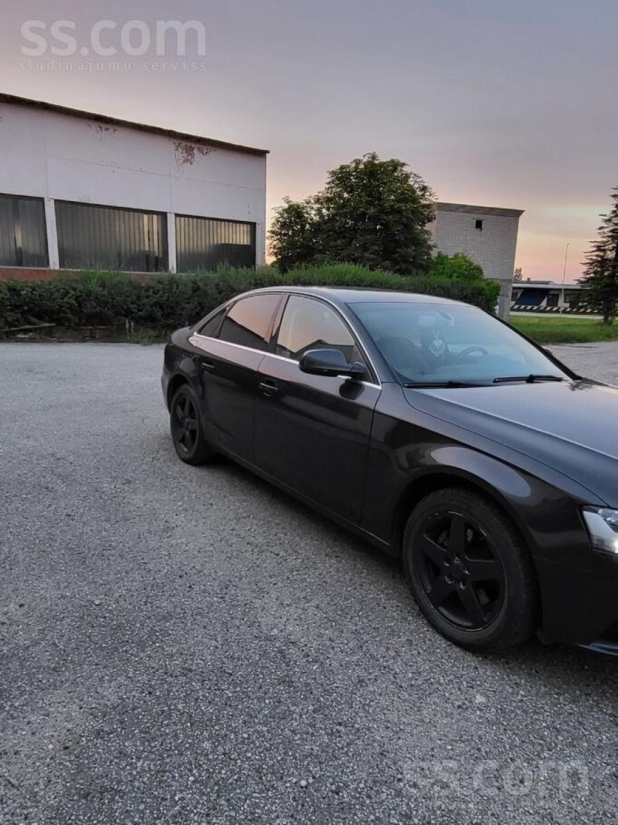 Black Audi A4 2012 in Gulbene, with an engine capacity of 2.00 L and mileage of 388 thousand km for 4900 €, photo 3 on AUTOMOTO.COM.LV