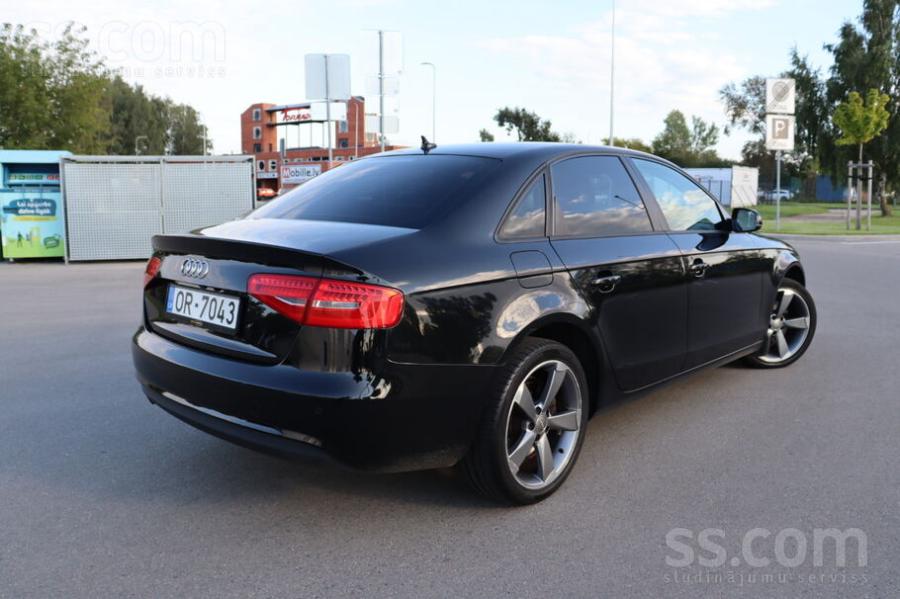 Melns Audi A4 2012 Rīga, ar dzinēja tilpumu 2.00 L un nobraukumu 322 tūkst. km par 6990 €, foto 6 vietnē AUTOMOTO.COM.LV
