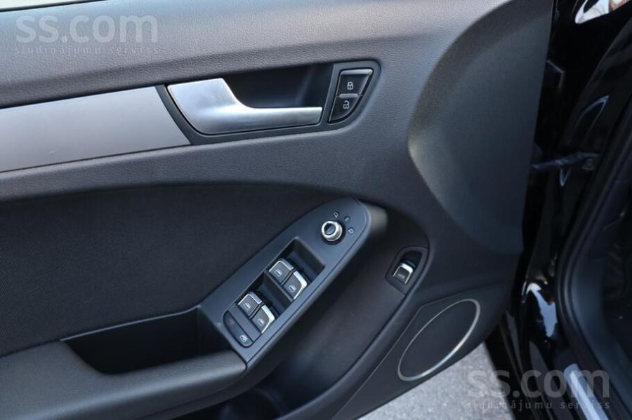 Melns Audi A4 2012 Rīga, ar dzinēja tilpumu 2.00 L un nobraukumu 322 tūkst. km par 6990 €, foto 22 vietnē AUTOMOTO.COM.LV