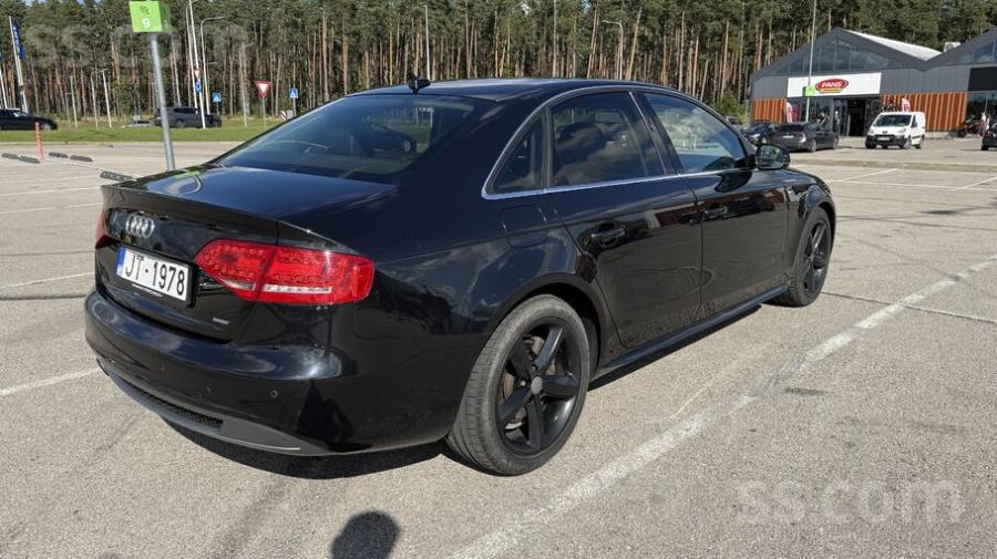 Melns Audi A4 2012 Rīga, ar dzinēja tilpumu 2.00 L un nobraukumu 250 tūkst. km par 4500 €, foto 5 vietnē AUTOMOTO.COM.LV