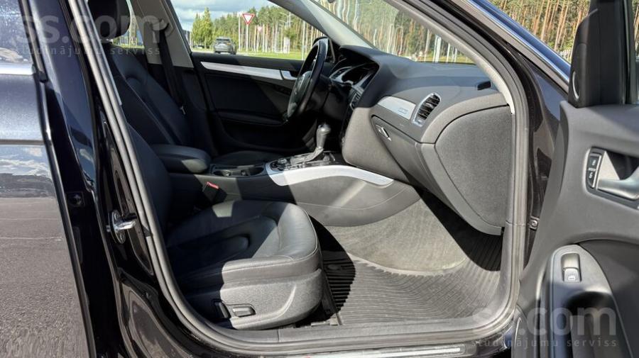 Melns Audi A4 2012 Rīga, ar dzinēja tilpumu 2.00 L un nobraukumu 250 tūkst. km par 4500 €, foto 16 vietnē AUTOMOTO.COM.LV