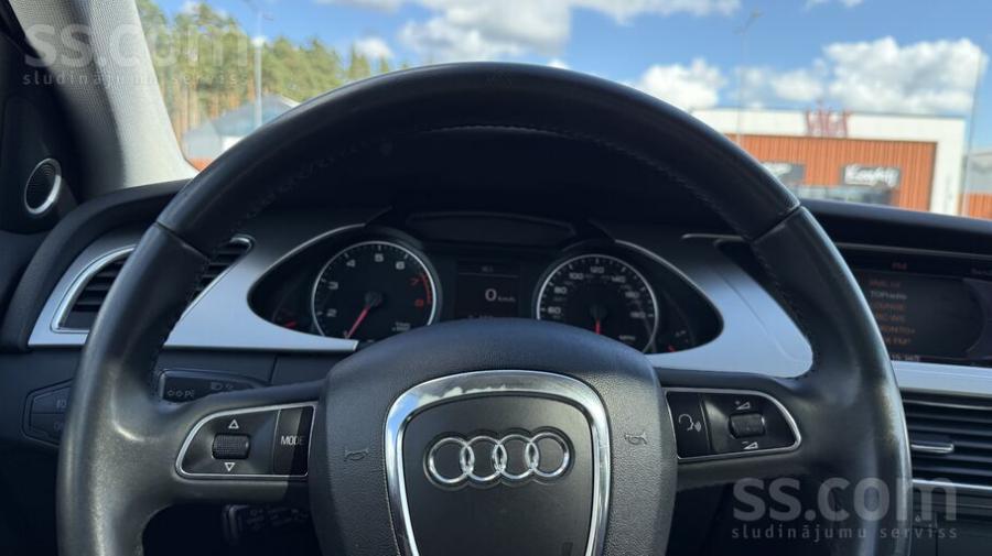 Melns Audi A4 2012 Rīga, ar dzinēja tilpumu 2.00 L un nobraukumu 250 tūkst. km par 4500 €, foto 19 vietnē AUTOMOTO.COM.LV