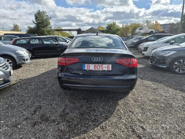 Melns Audi A4 2012 Daugavpils, ar dzinēja tilpumu 2.00 L un nobraukumu 0 tūkst. km par 7250 €, foto 6 vietnē AUTOMOTO.COM.LV