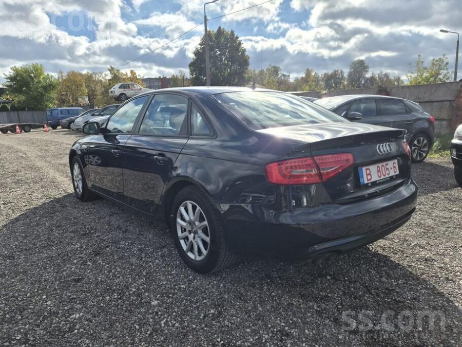 Melns Audi A4 2012 Daugavpils, ar dzinēja tilpumu 2.00 L un nobraukumu 0 tūkst. km par 7250 €, foto 7 vietnē AUTOMOTO.COM.LV