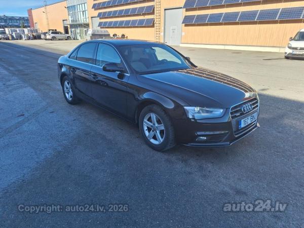 Melns Audi A4 2013 Tallina, ar dzinēja tilpumu 2.00 L un nobraukumu 179 tūkst. km par 9399 €, foto 3 vietnē AUTOMOTO.COM.LV