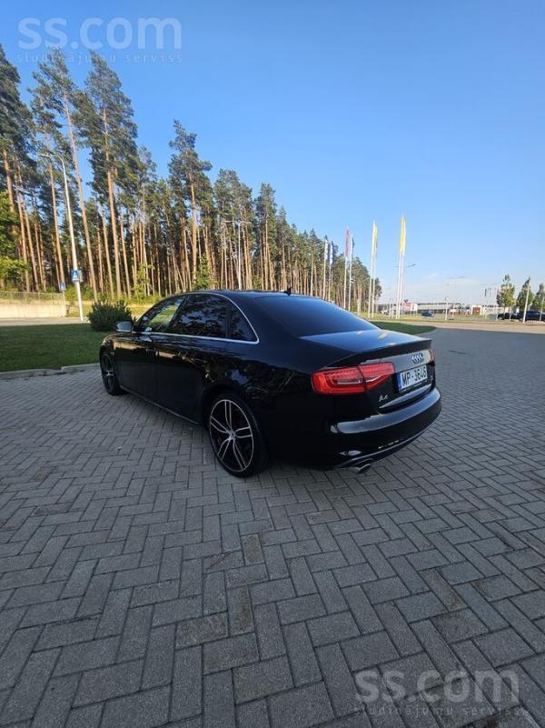 Melns Audi A4 2013 Rīga, ar dzinēja tilpumu 3.00 L un nobraukumu 292 tūkst. km par 10777 €, foto 5 vietnē AUTOMOTO.COM.LV
