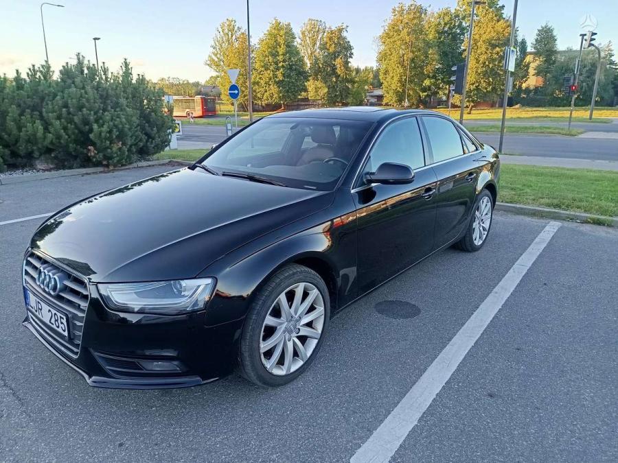 Black Audi A4 2013 in Kaunas, with an engine capacity of 1.98 L and mileage of 229 thousand km for 8400 €, photo 6 on AUTOMOTO.COM.LV