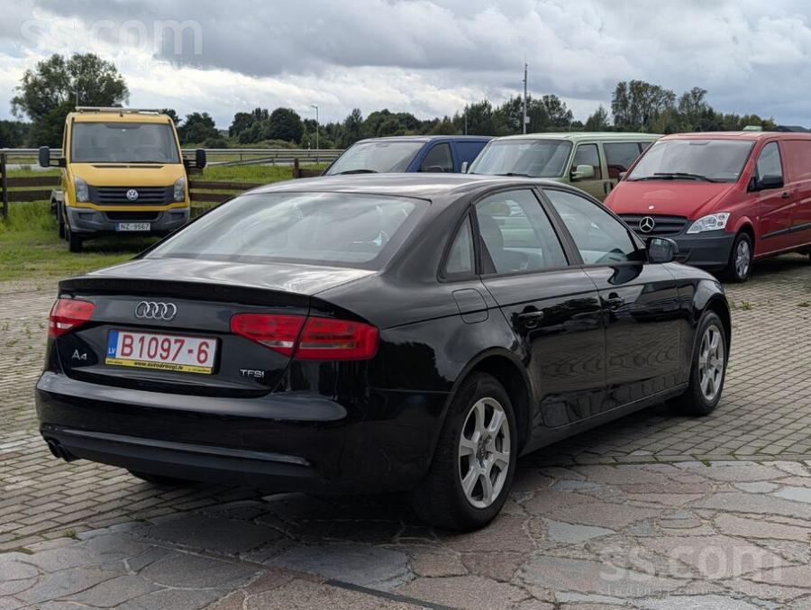 Melns Audi A4 2013 Liepāja, ar dzinēja tilpumu 1.80 L un nobraukumu 254 tūkst. km par 7900 €, foto 5 vietnē AUTOMOTO.COM.LV