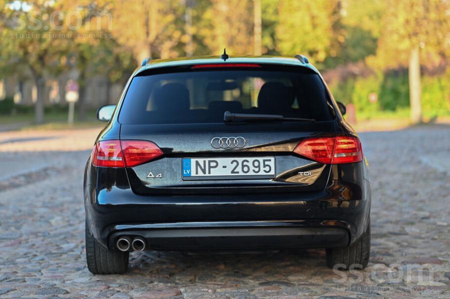 Melns Audi A4 2013 Rīga, ar dzinēja tilpumu 2.00 L un nobraukumu 279 tūkst. km par 9000 €, foto 7 vietnē AUTOMOTO.COM.LV