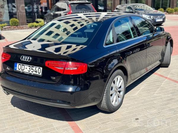 Melns Audi A4 2014 Rīga, ar dzinēja tilpumu 2.00 L un nobraukumu 218 tūkst. km par 10350 €, foto 3 vietnē AUTOMOTO.COM.LV