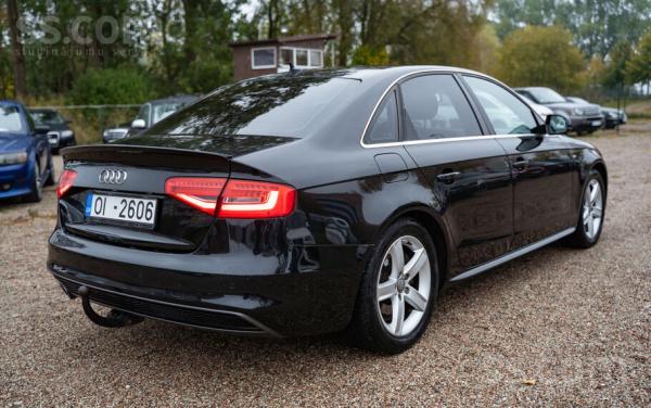 Black Audi A4 2014 in Liepaja, with an engine capacity of 1.80 L and mileage of 279 thousand km for 8900 €, photo 8 on AUTOMOTO.COM.LV