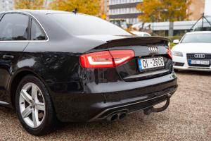 Melns Audi A4 2014 Liepāja, ar dzinēja tilpumu 1.80 L un nobraukumu 279 tūkst. km par 8900 €, foto 11 vietnē AUTOMOTO.COM.LV