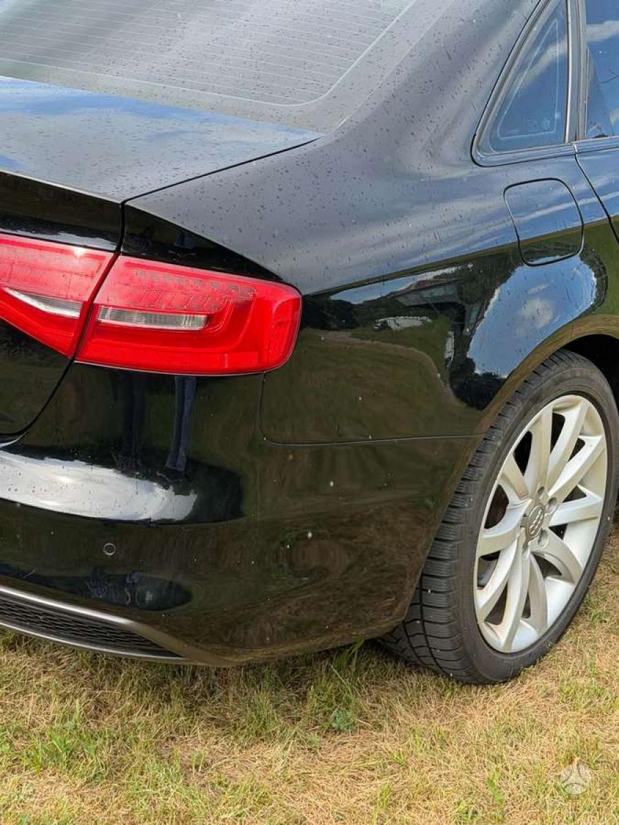Black Audi A4 2014 in Vilnius, with an engine capacity of 1.98 L and mileage of 224 thousand km for 9200 €, photo 16 on AUTOMOTO.COM.LV