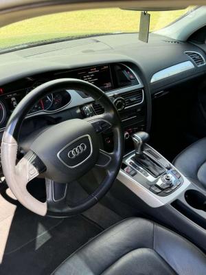 Black Audi A4 2014 in Vilnius, with an engine capacity of 1.98 L and mileage of 224 thousand km for 9200 €, photo 23 on AUTOMOTO.COM.LV