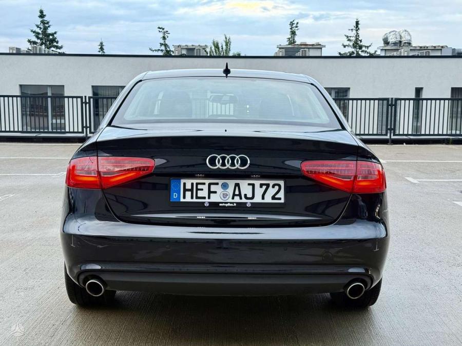 Black Audi A4 2014 in Vilnius, with an engine capacity of 2.97 L and mileage of 247 thousand km for 6990 €, photo 7 on AUTOMOTO.COM.LV
