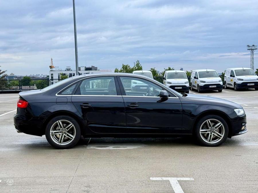 Black Audi A4 2014 in Vilnius, with an engine capacity of 2.97 L and mileage of 247 thousand km for 6990 €, photo 9 on AUTOMOTO.COM.LV