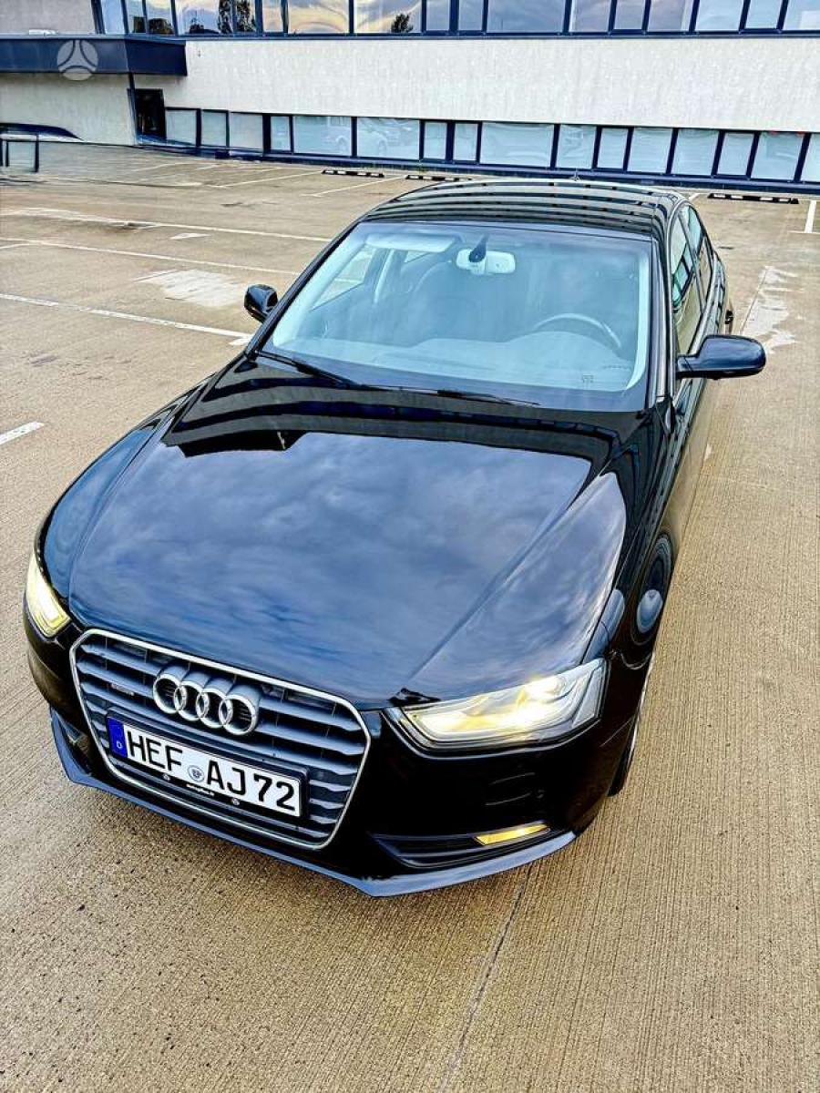 Black Audi A4 2014 in Vilnius, with an engine capacity of 2.97 L and mileage of 247 thousand km for 6990 €, photo 11 on AUTOMOTO.COM.LV