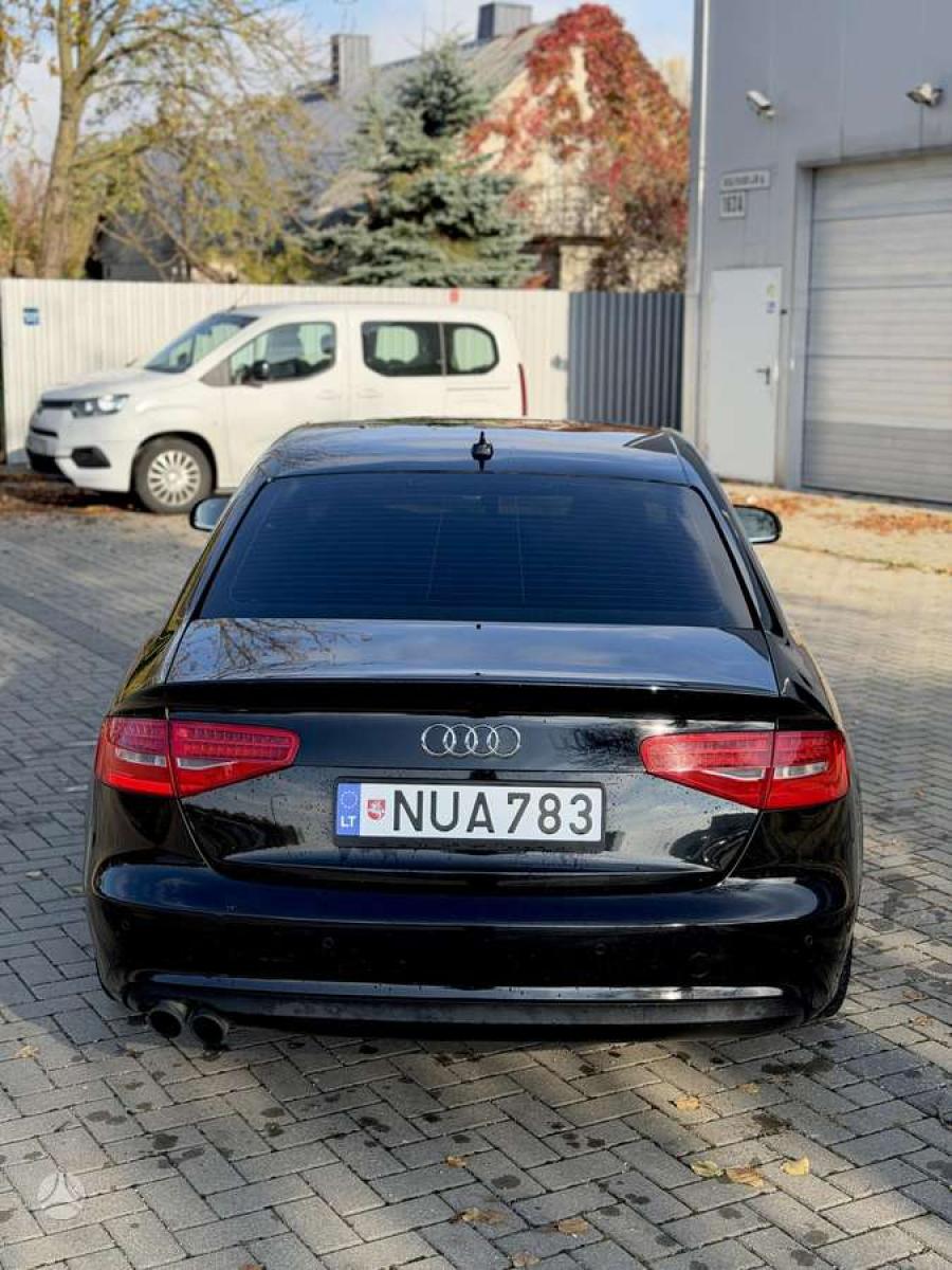 Black Audi A4 2014 in Vilnius, with an engine capacity of 0.00 L and mileage of 206 thousand km for 7700 €, photo 6 on AUTOMOTO.COM.LV