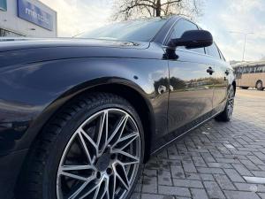 Black Audi A4 2014 in Vilnius, with an engine capacity of 0.00 L and mileage of 206 thousand km for 7700 €, photo 10 on AUTOMOTO.COM.LV