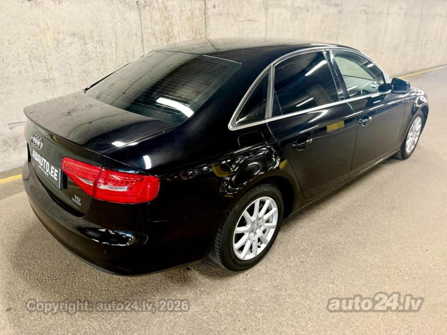 Black Audi A4 2015 in Tallinn, with an engine capacity of 2.00 L and mileage of 200 thousand km for 9995 €, photo 5 on AUTOMOTO.COM.LV