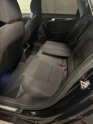 Black Audi A4 2015 in Tallinn, with an engine capacity of 2.00 L and mileage of 200 thousand km for 9995 €, photo 13 on AUTOMOTO.COM.LV