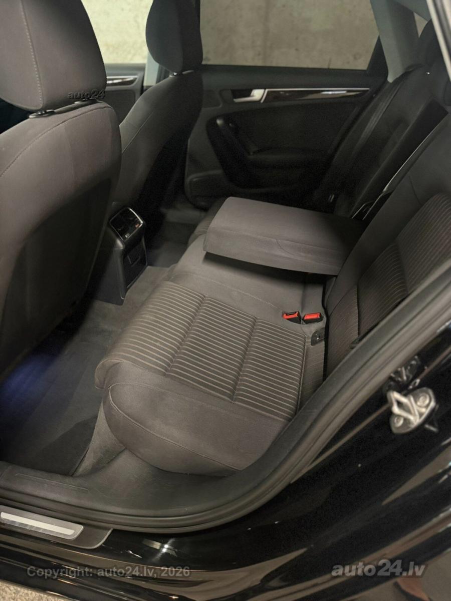 Black Audi A4 2015 in Tallinn, with an engine capacity of 2.00 L and mileage of 200 thousand km for 9995 €, photo 13 on AUTOMOTO.COM.LV