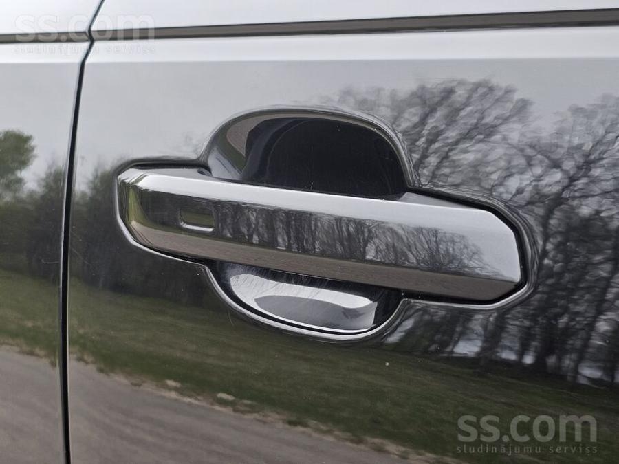 Melns Audi A4 2016 Alūksne, ar dzinēja tilpumu 2.00 L un nobraukumu 169 tūkst. km par 13300 €, foto 10 vietnē AUTOMOTO.COM.LV