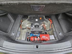 Melns Audi A4 2016 Alūksne, ar dzinēja tilpumu 2.00 L un nobraukumu 169 tūkst. km par 13300 €, foto 16 vietnē AUTOMOTO.COM.LV