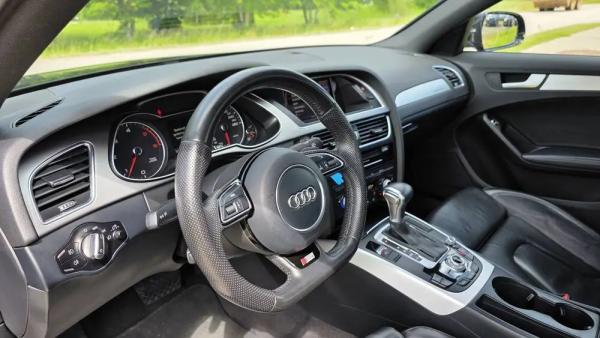 Black Audi A4 2016 in Riga, with an engine capacity of 2.00 L and mileage of 310 thousand km for 11950 €, photo 9 on AUTOMOTO.COM.LV