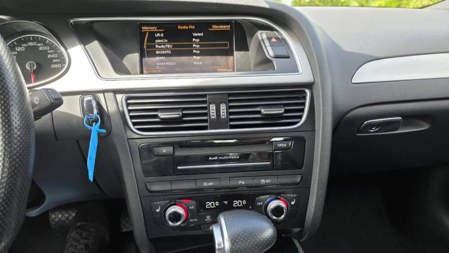 Black Audi A4 2016 in Riga, with an engine capacity of 2.00 L and mileage of 310 thousand km for 11950 €, photo 21 on AUTOMOTO.COM.LV