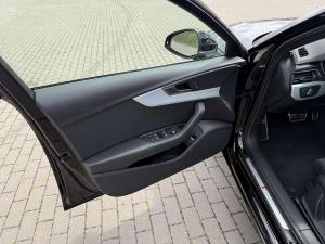 Black Audi A4 2016 in Marijampole, with an engine capacity of 1.40 L and mileage of 233 thousand km for 12700 €, photo 11 on AUTOMOTO.COM.LV