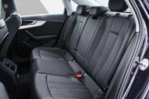 Black Audi A4 2016 in Kaunas, with an engine capacity of 2.00 L and mileage of 275 thousand km for 11490 €, photo 12 on AUTOMOTO.COM.LV
